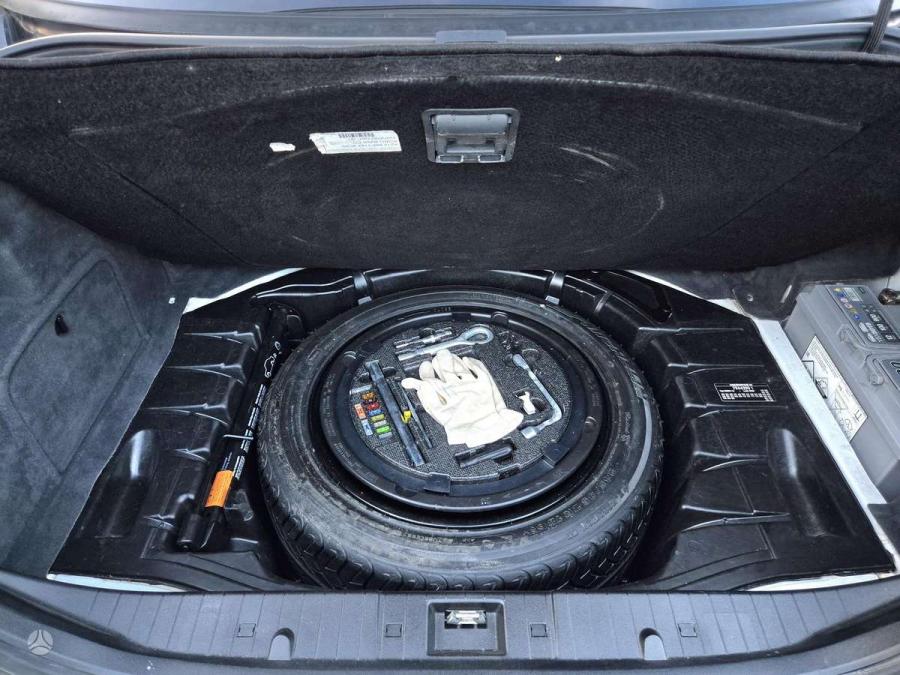 Balts Mercedes-Benz cl-55-amg 2004 Rīga, ar dzinēja tilpumu 5.40 L un nobraukumu 84 tūkst. km par 18499 €, foto 20 vietnē AUTOMOTO.COM.LV