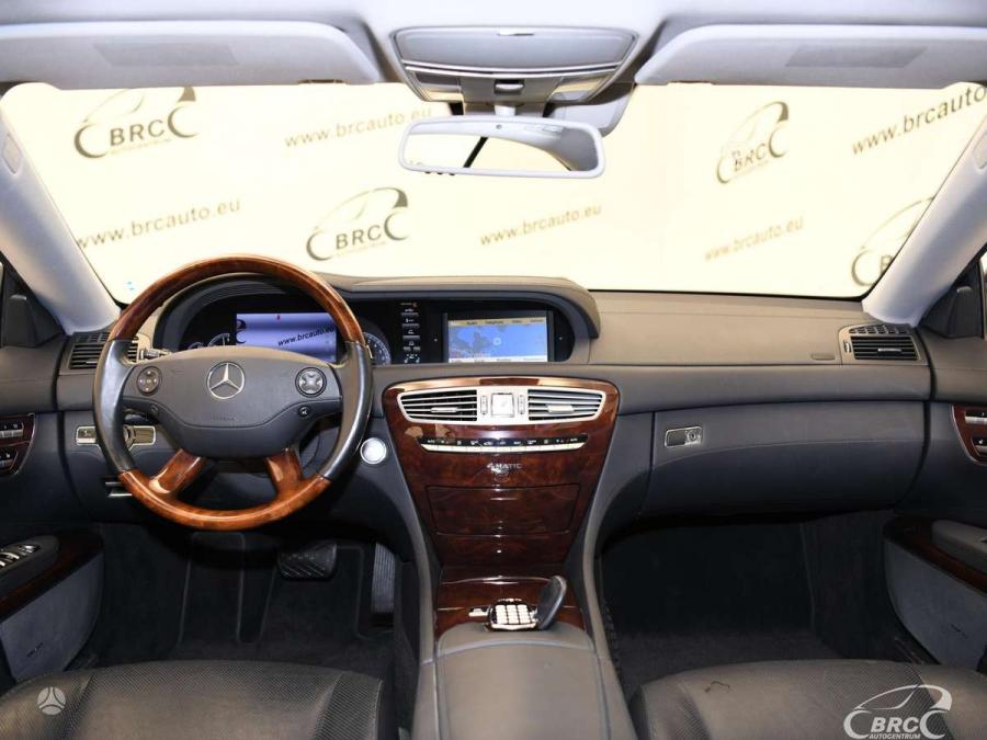 Pelēks Mercedes-Benz CL 550 2010 Viļņa, ar dzinēja tilpumu 5.46 L un nobraukumu 103 tūkst. km par 12900 €, foto 4 vietnē AUTOMOTO.COM.LV