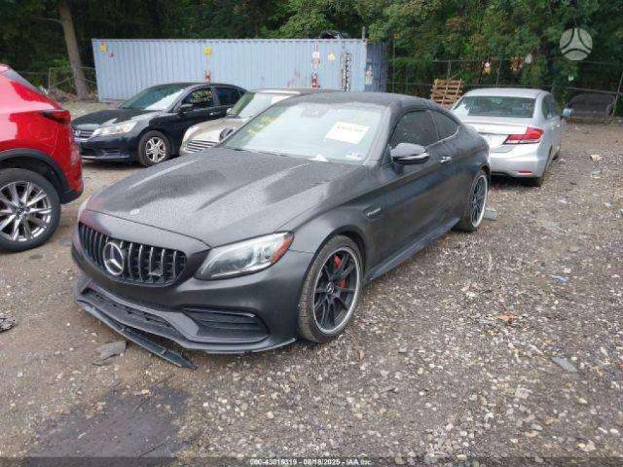 Black Mercedes-Benz cl-63-amg 2019 in Klaipeda, with an engine capacity of 0.00 L and mileage of 130 thousand km for 23400 €, photo 2 on AUTOMOTO.COM.LV