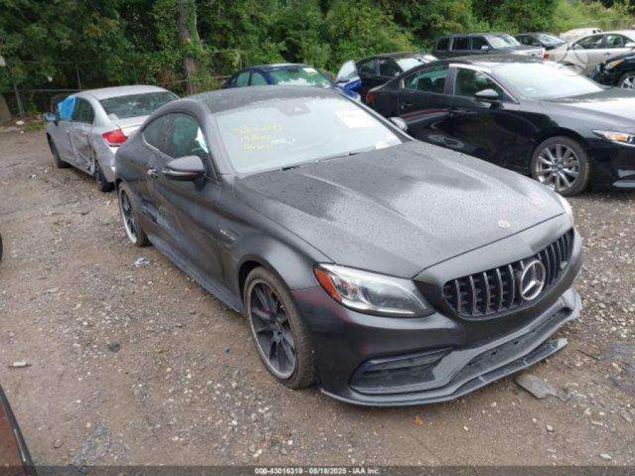 Black Mercedes-Benz cl-63-amg 2019 in Klaipeda, with an engine capacity of 0.00 L and mileage of 130 thousand km for 23400 €, photo 13 on AUTOMOTO.COM.LV