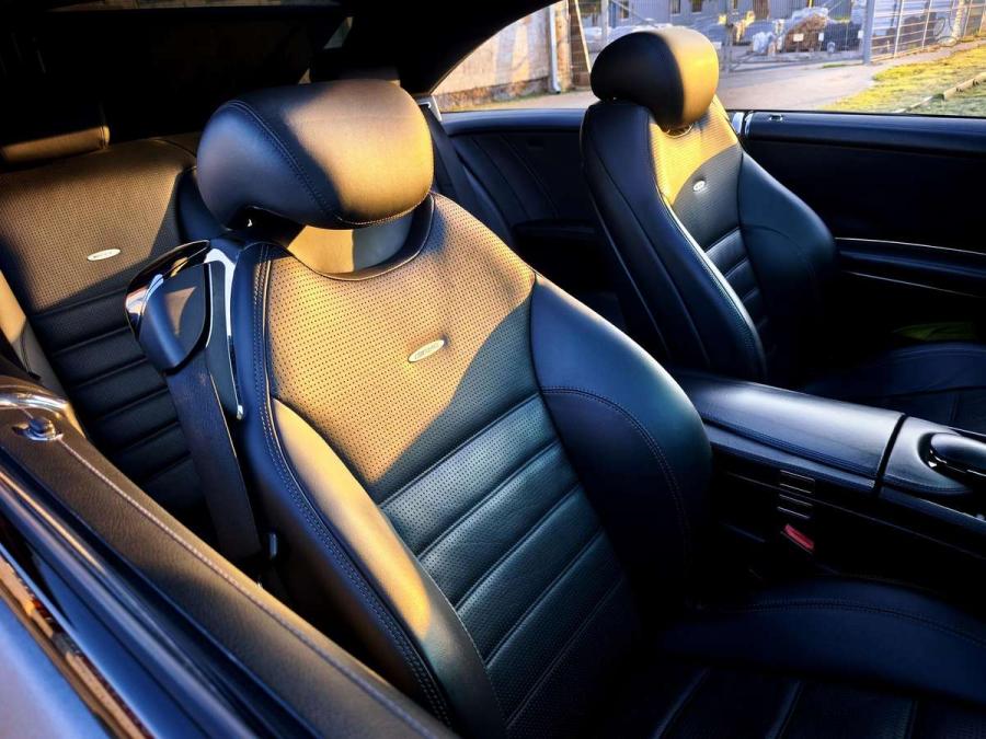 Pelēks Mercedes-Benz cl-63-amg 2009 Šauļi, ar dzinēja tilpumu 6.30 L un nobraukumu 162 tūkst. km par 24999 €, foto 7 vietnē AUTOMOTO.COM.LV