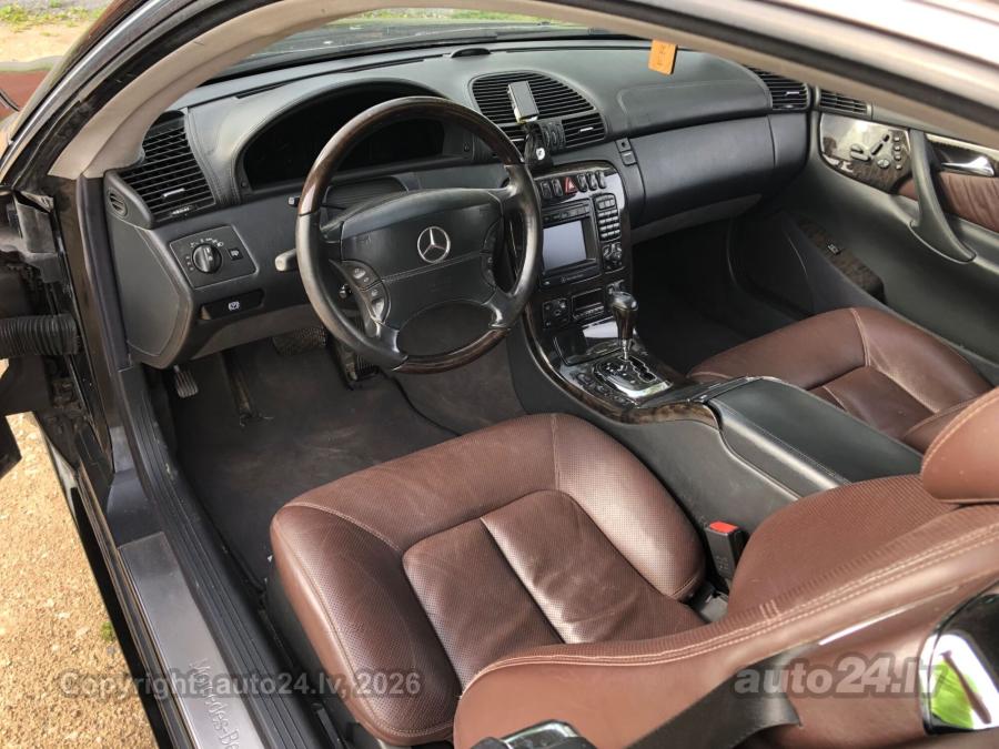 Melns Mercedes-Benz CL-Class 2000 Tallina, ar dzinēja tilpumu 5.00 L un nobraukumu 310 tūkst. km par 6500 €, foto 10 vietnē AUTOMOTO.COM.LV