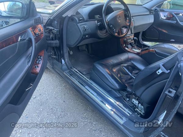 Melns Mercedes-Benz CL-Class 2003 Tallina, ar dzinēja tilpumu 5.00 L un nobraukumu 379 tūkst. km par 8850 €, foto 9 vietnē AUTOMOTO.COM.LV