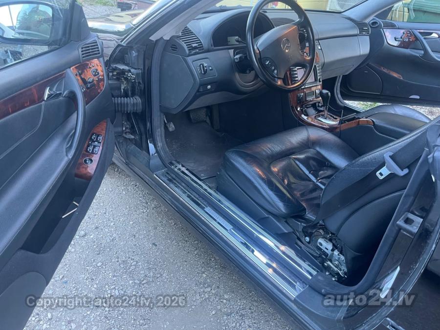 Melns Mercedes-Benz CL-Class 2003 Tallina, ar dzinēja tilpumu 5.00 L un nobraukumu 379 tūkst. km par 8850 €, foto 10 vietnē AUTOMOTO.COM.LV