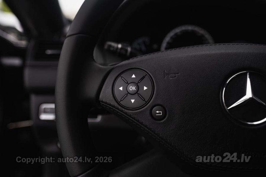Black Mercedes-Benz CL-Class 2012 in Tallinn, with an engine capacity of 4.70 L and mileage of 248 thousand km for 21999 €, photo 23 on AUTOMOTO.COM.LV