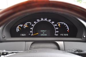 Mercedes-Benz CL-Class 2004 Tallina, ar dzinēja tilpumu 5.50 L un nobraukumu 90 tūkst. km par 17900 €, foto 23 vietnē AUTOMOTO.COM.LV