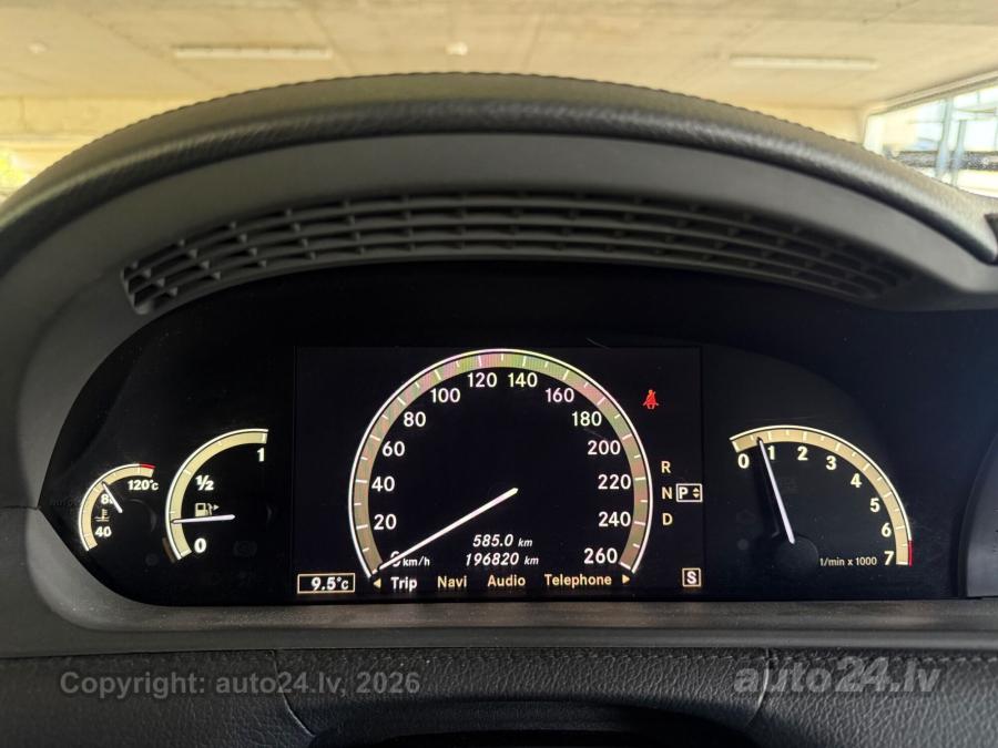 Pelēks Mercedes-Benz CL-Class 2008 Tartu, ar dzinēja tilpumu 5.50 L un nobraukumu 197 tūkst. km par 9999 €, foto 12 vietnē AUTOMOTO.COM.LV