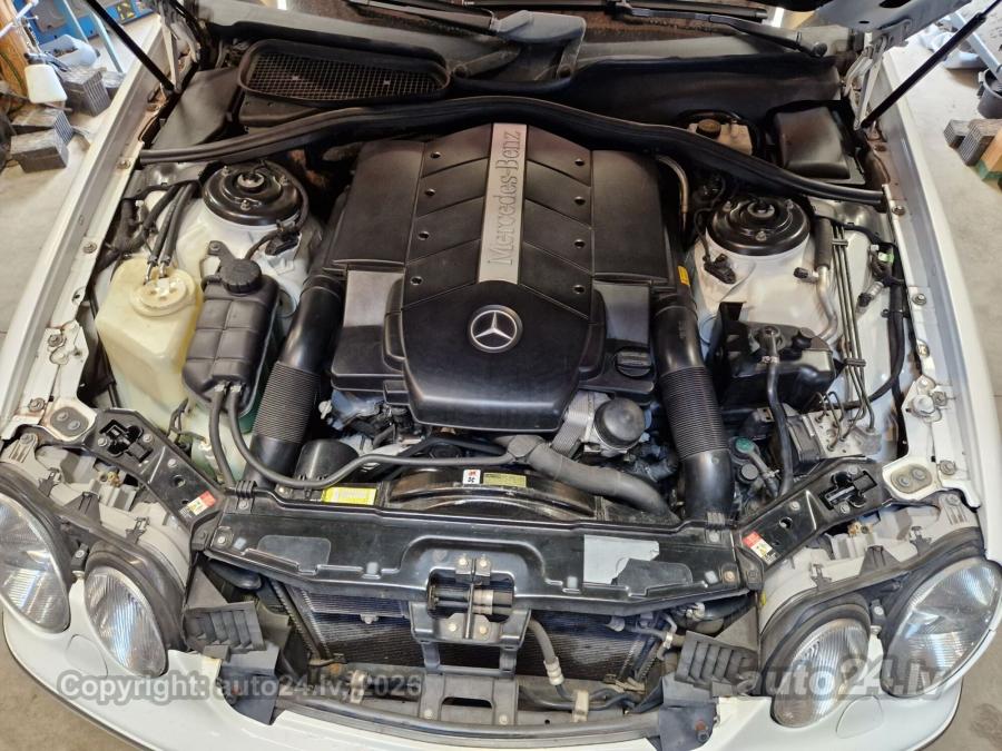 Balts Mercedes-Benz CL-Class 2000 Rapla, ar dzinēja tilpumu 5.00 L un nobraukumu 98 tūkst. km par 12800 €, foto 13 vietnē AUTOMOTO.COM.LV