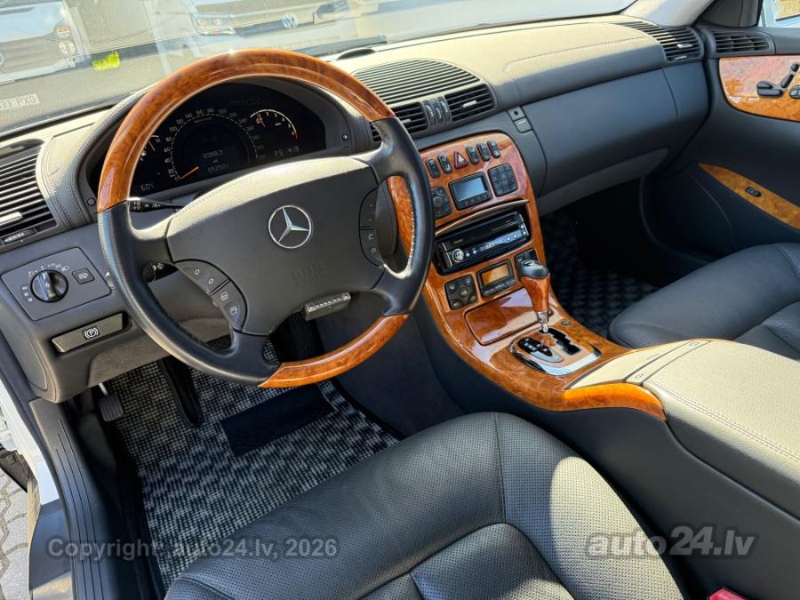Balts Mercedes-Benz CL-Class 2002 Tallina, ar dzinēja tilpumu 5.40 L un nobraukumu 53 tūkst. km par 22500 €, foto 9 vietnē AUTOMOTO.COM.LV