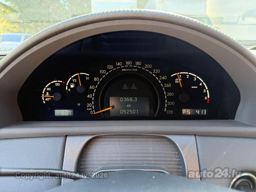 Balts Mercedes-Benz CL-Class 2002 Tallina, ar dzinēja tilpumu 5.40 L un nobraukumu 53 tūkst. km par 22500 €, foto 15 vietnē AUTOMOTO.COM.LV