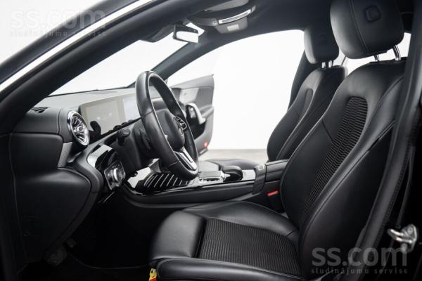 Black Mercedes-Benz CLA 180 2019 in Tallinn, with an engine capacity of 1.30 L and mileage of 120 thousand km for 22499 €, photo 7 on AUTOMOTO.COM.LV