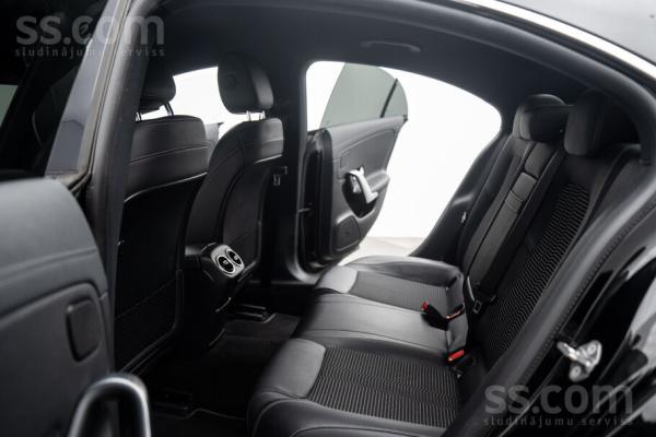 Black Mercedes-Benz CLA 180 2019 in Tallinn, with an engine capacity of 1.30 L and mileage of 120 thousand km for 22499 €, photo 8 on AUTOMOTO.COM.LV