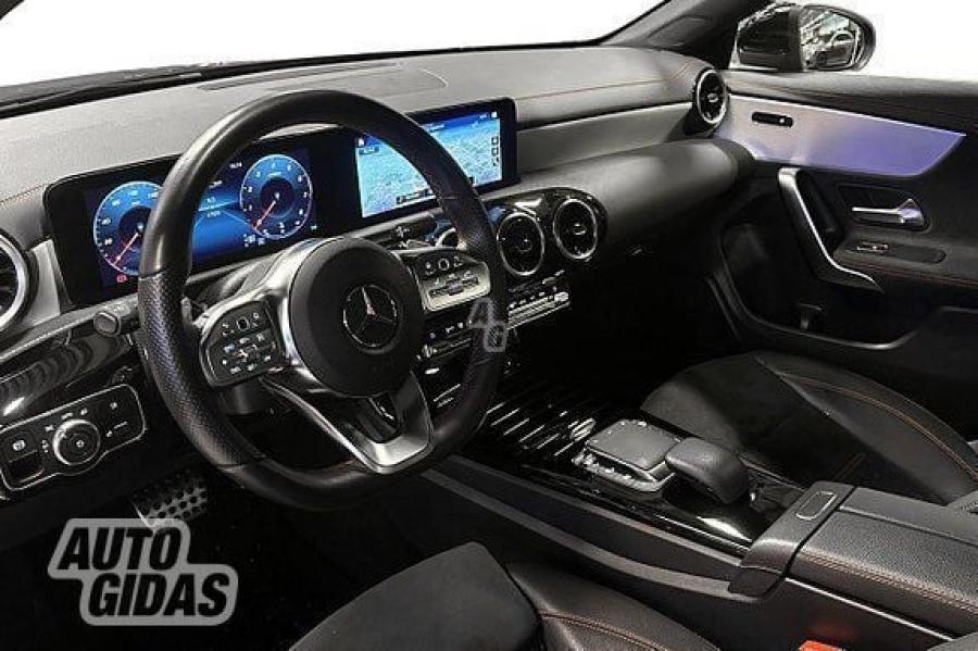 Melns Mercedes-Benz CLA 180 2022 Kauņa, ar dzinēja tilpumu 0.00 L un nobraukumu 47 tūkst. km par 31184 €, foto 9 vietnē AUTOMOTO.COM.LV
