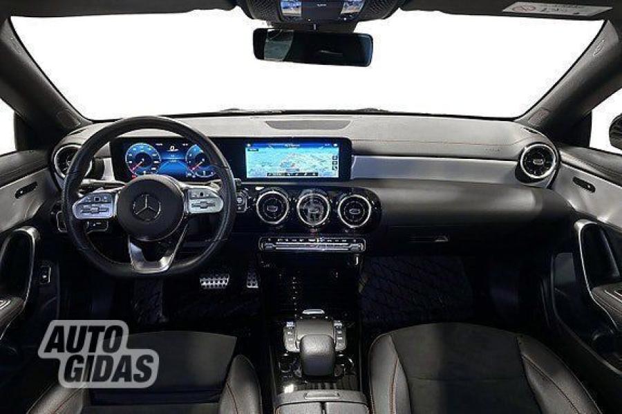 Melns Mercedes-Benz CLA 180 2022 Kauņa, ar dzinēja tilpumu 0.00 L un nobraukumu 47 tūkst. km par 31184 €, foto 12 vietnē AUTOMOTO.COM.LV