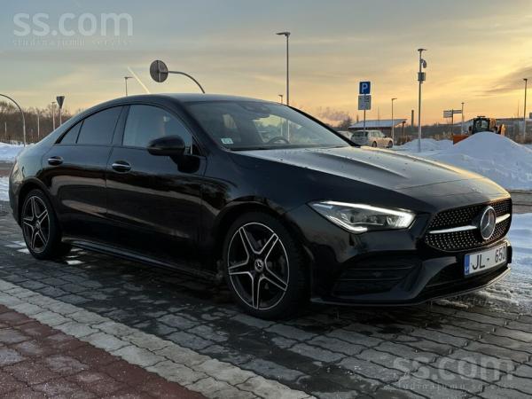 Melns Mercedes-Benz CLA 180 2022 Jelgava, ar dzinēja tilpumu 1.30 L un nobraukumu 98 tūkst. km par 31900 €, foto 1 vietnē AUTOMOTO.COM.LV