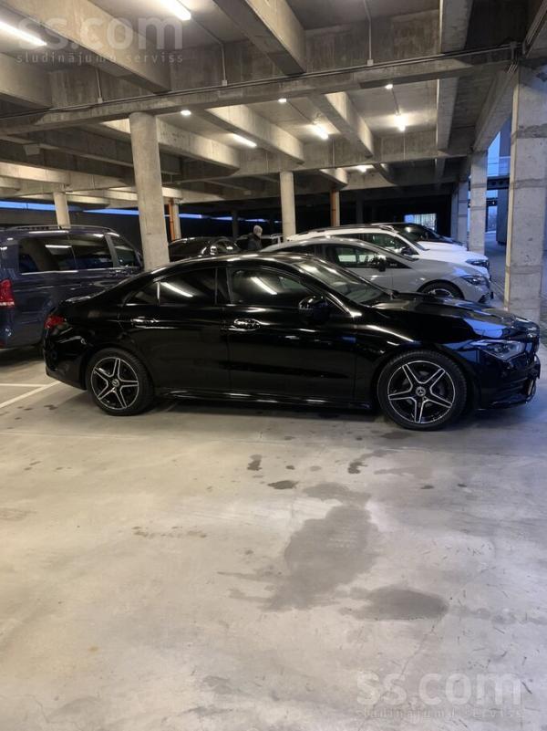Melns Mercedes-Benz CLA 180 2022 Rīga, ar dzinēja tilpumu 1.30 L un nobraukumu 42 tūkst. km par 29000 €, foto  vietnē AUTOMOTO.COM.LV