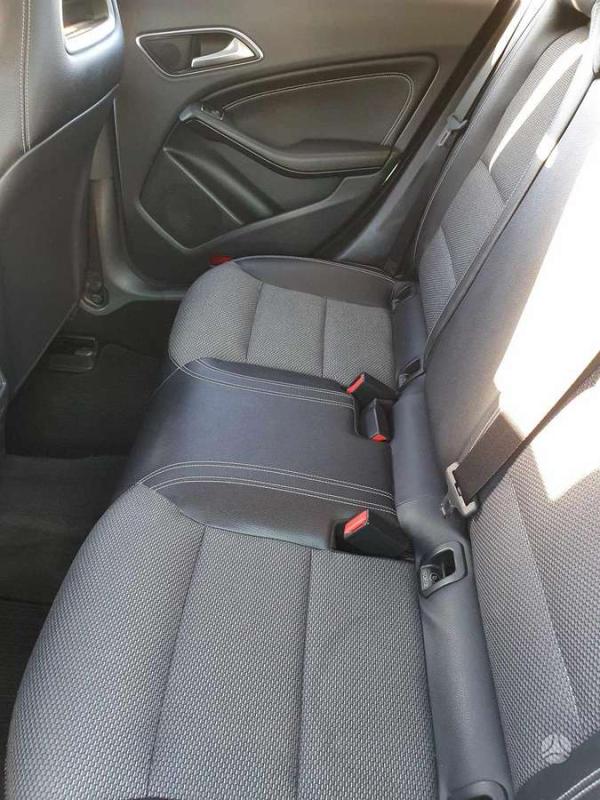 Melns Mercedes-Benz CLA 180 2015 Šilalė, ar dzinēja tilpumu 1.60 L un nobraukumu 3001 tūkst. km par 10500 €, foto 8 vietnē AUTOMOTO.COM.LV