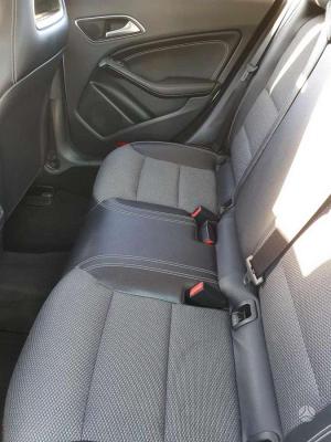 Melns Mercedes-Benz CLA 180 2015 Šilalė, ar dzinēja tilpumu 1.60 L un nobraukumu 3001 tūkst. km par 10500 €, foto 8 vietnē AUTOMOTO.COM.LV