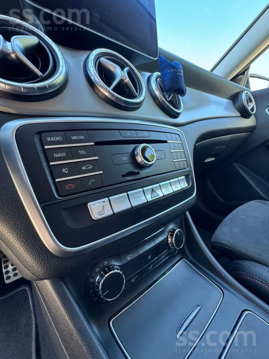 Melns Mercedes-Benz CLA 180 2016 Rīga, ar dzinēja tilpumu 1.60 L un nobraukumu 152 tūkst. km par 15000 €, foto 21 vietnē AUTOMOTO.COM.LV