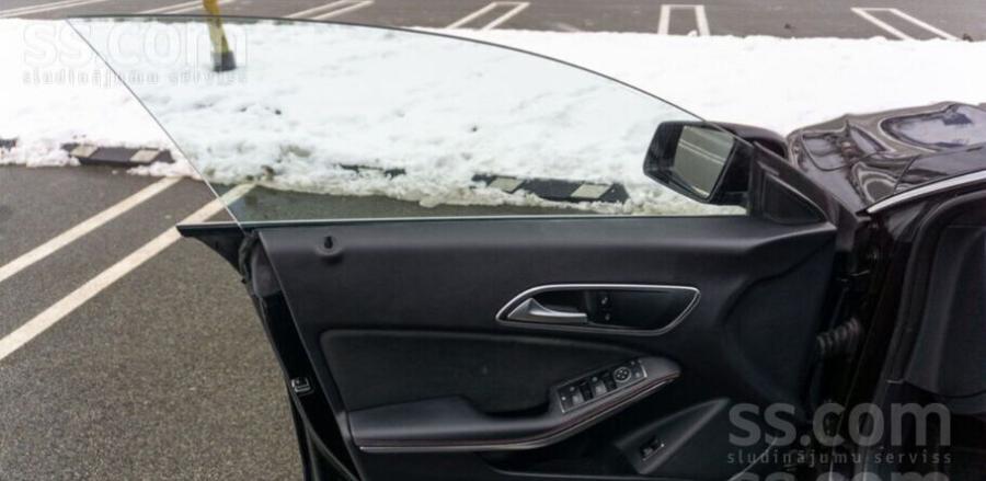 Black Mercedes-Benz CLA 180 2017 in Saldus, with an engine capacity of 1.60 L and mileage of 191 thousand km for 15200 €, photo 20 on AUTOMOTO.COM.LV