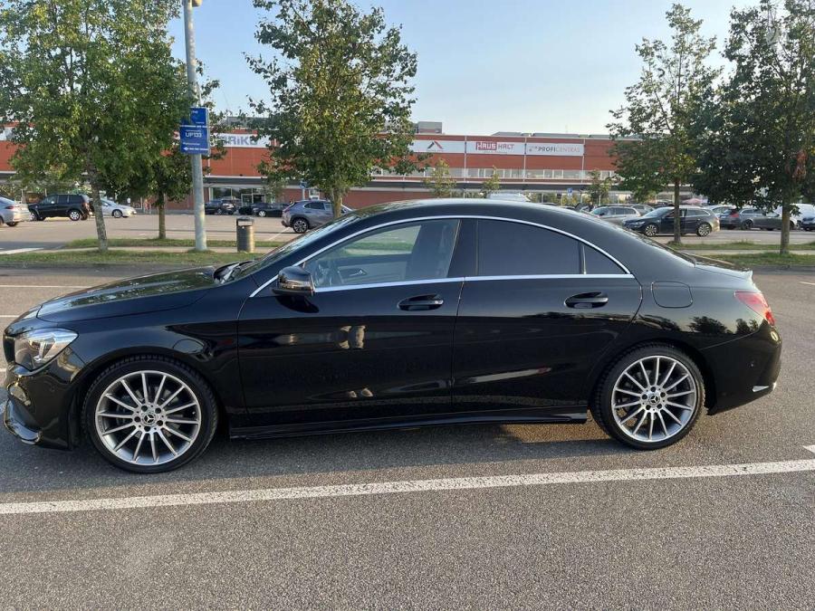 Black Mercedes-Benz CLA 180 2017 in Vilnius, with an engine capacity of 1.60 L and mileage of 38 thousand km for 21450 €, photo 1 on AUTOMOTO.COM.LV