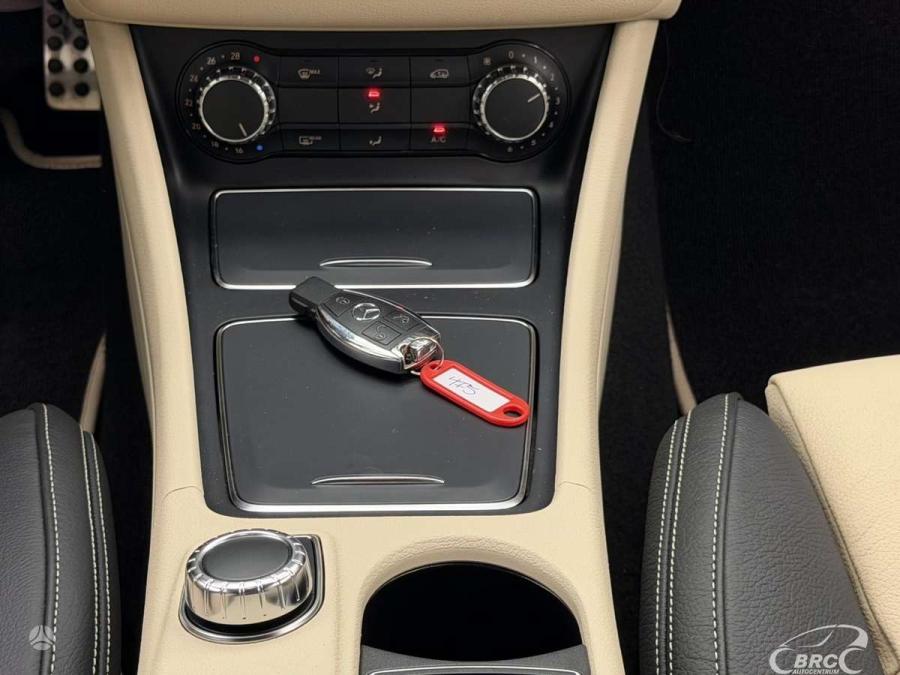 Black Mercedes-Benz CLA 180 2017 in Vilnius, with an engine capacity of 1.60 L and mileage of 38 thousand km for 19450 €, photo 20 on AUTOMOTO.COM.LV