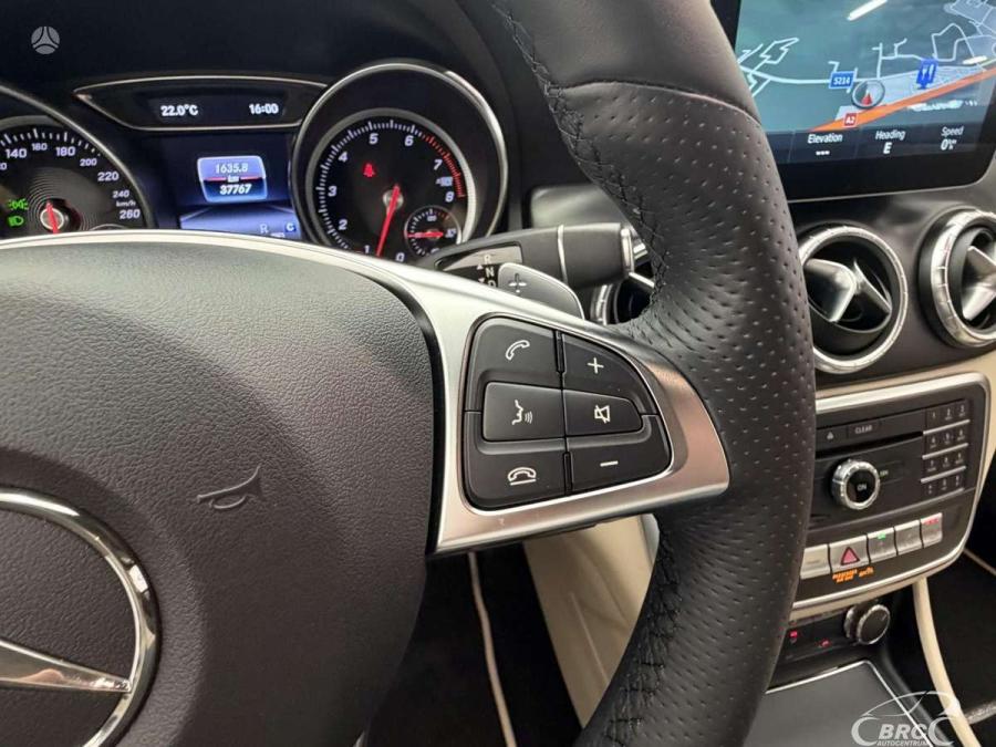 Black Mercedes-Benz CLA 180 2017 in Vilnius, with an engine capacity of 1.60 L and mileage of 38 thousand km for 19450 €, photo 31 on AUTOMOTO.COM.LV