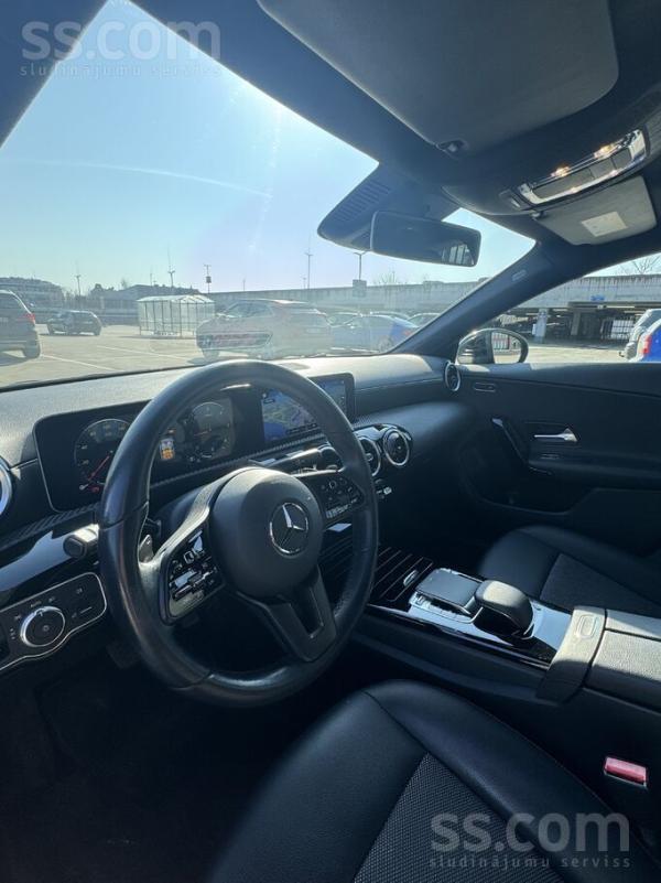 Black Mercedes-Benz CLA 180 2019 in Riga, with an engine capacity of 1.50 L and mileage of 89 thousand km for 20500 €, photo 6 on AUTOMOTO.COM.LV