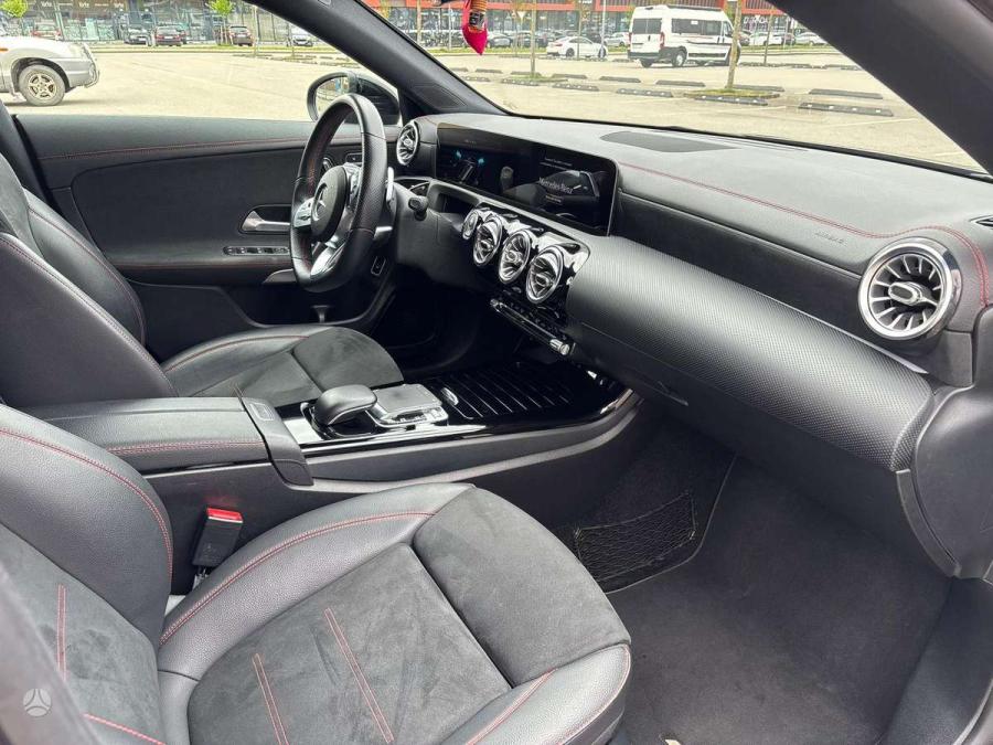 Black Mercedes-Benz CLA 180 2020 in Klaipeda, with an engine capacity of 1.33 L and mileage of 88 thousand km for 25000 €, photo 13 on AUTOMOTO.COM.LV