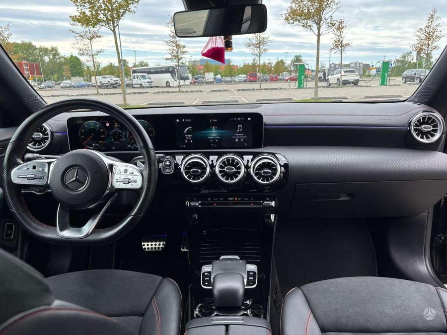 Black Mercedes-Benz CLA 180 2020 in Klaipeda, with an engine capacity of 1.33 L and mileage of 88 thousand km for 25000 €, photo 14 on AUTOMOTO.COM.LV