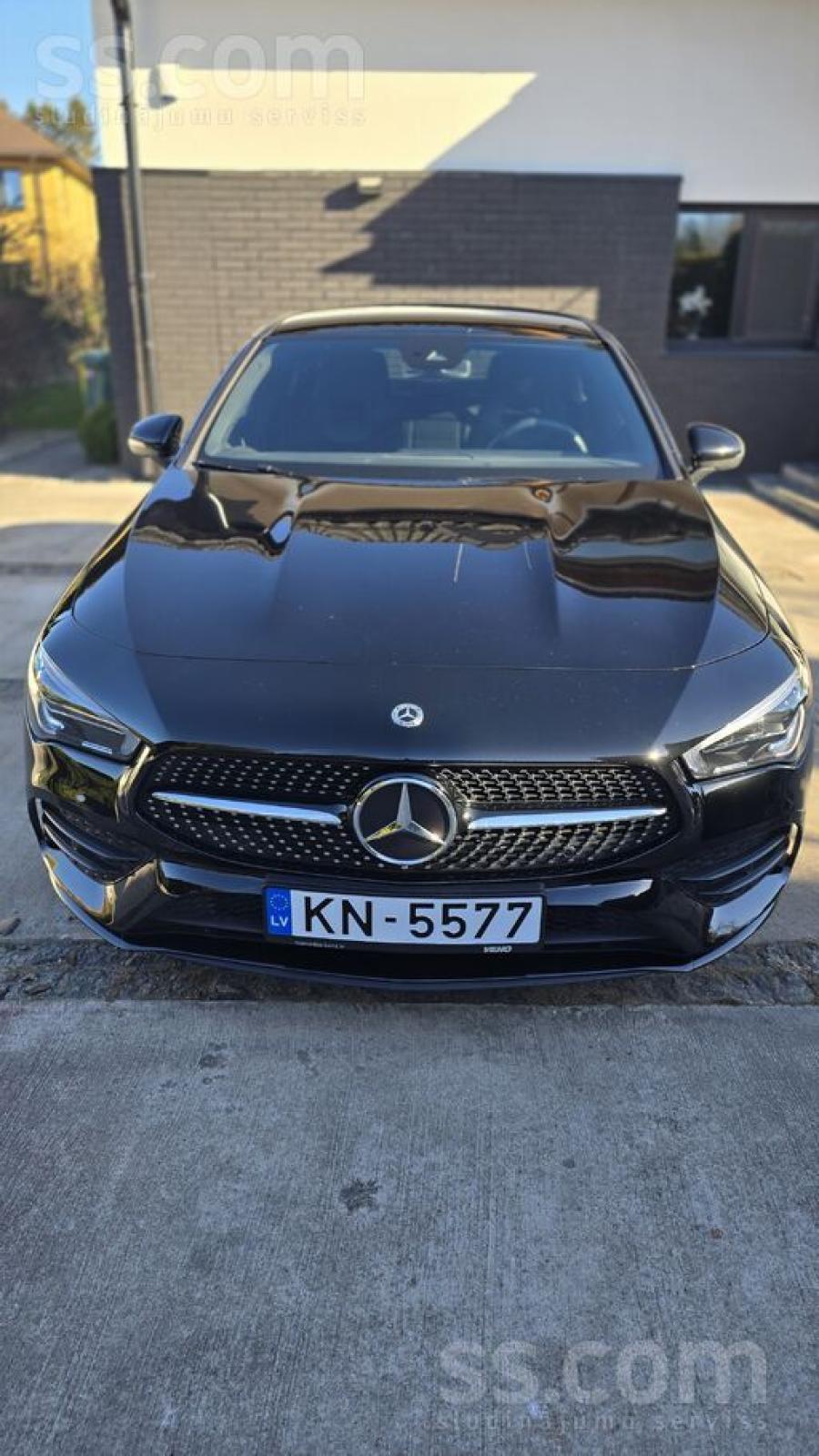 Melns Mercedes-Benz CLA 180 2023 Rīga, ar dzinēja tilpumu 1.30 L un nobraukumu 42 tūkst. km par 27500 €, foto 1 vietnē AUTOMOTO.COM.LV