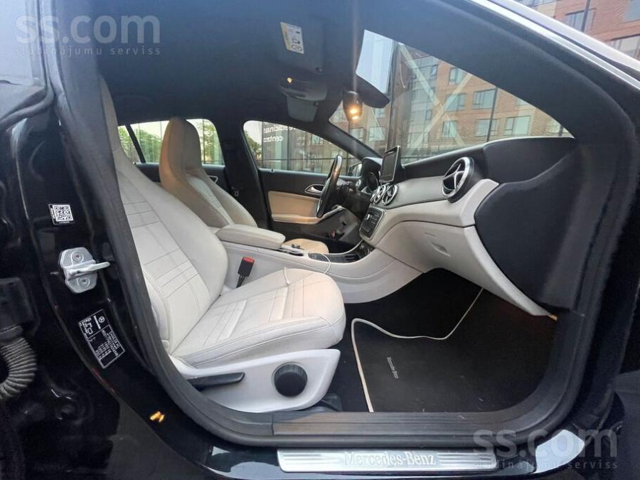 Black Mercedes-Benz CLA 180 2015 in Riga, with an engine capacity of 1.60 L and mileage of 138 thousand km for 13500 €, photo 11 on AUTOMOTO.COM.LV