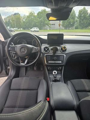 Melns Mercedes-Benz CLA 180 2018 Šauļi, ar dzinēja tilpumu 1.60 L un nobraukumu 58 tūkst. km par 15000 €, foto 11 vietnē AUTOMOTO.COM.LV