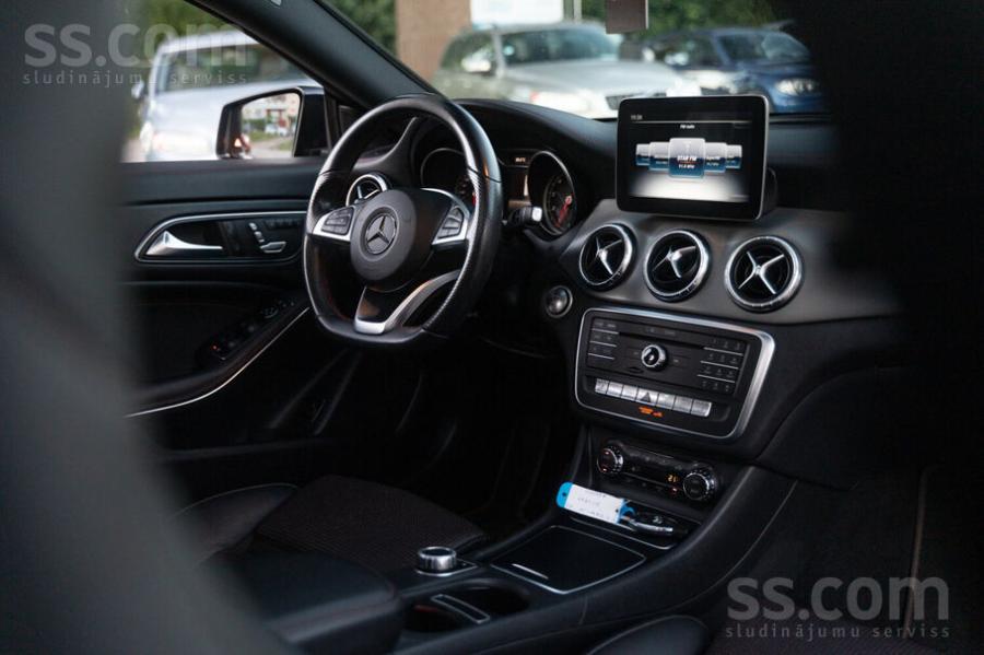 Melns Mercedes-Benz CLA 180 2018 Liepāja, ar dzinēja tilpumu 1.60 L un nobraukumu 168 tūkst. km par 14950 €, foto 36 vietnē AUTOMOTO.COM.LV