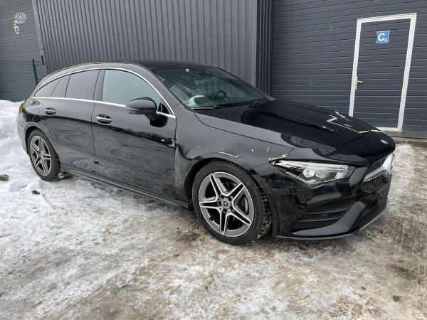 Black Mercedes-Benz CLA 180 2020 in Alytus, with an engine capacity of 1.46 L and mileage of 60 thousand km for 11800 €, photo 3 on AUTOMOTO.COM.LV