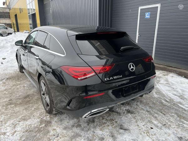 Black Mercedes-Benz CLA 180 2020 in Alytus, with an engine capacity of 1.46 L and mileage of 60 thousand km for 11800 €, photo 8 on AUTOMOTO.COM.LV