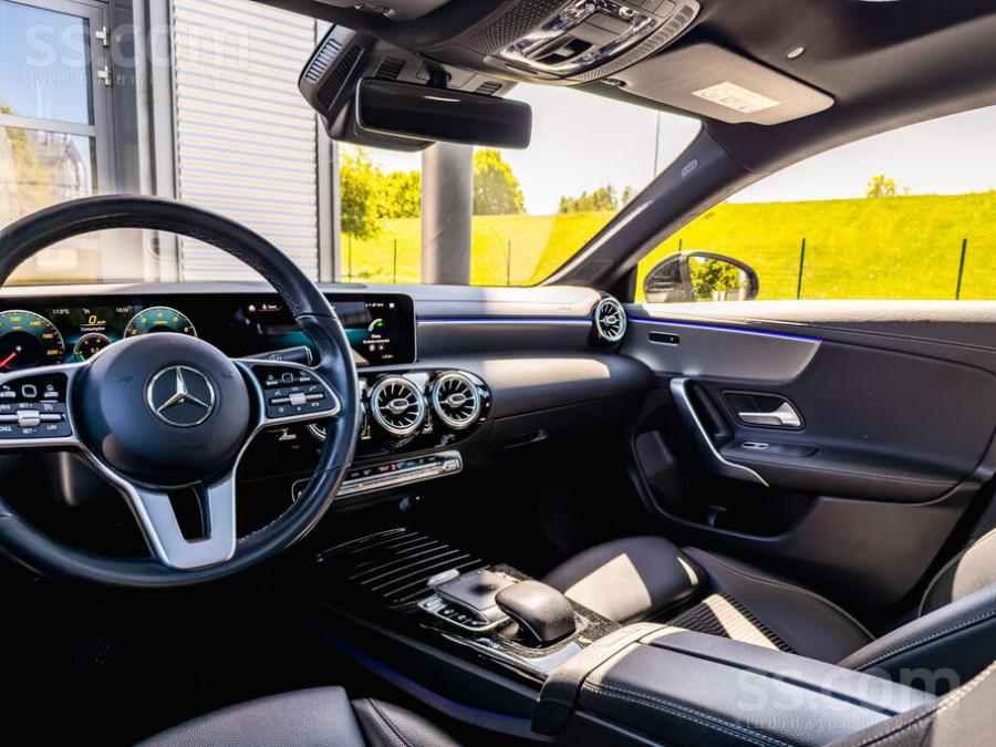 Melns Mercedes-Benz CLA 180 2020 Rīga, ar dzinēja tilpumu 1.40 L un nobraukumu 170 tūkst. km par 21900 €, foto 27 vietnē AUTOMOTO.COM.LV