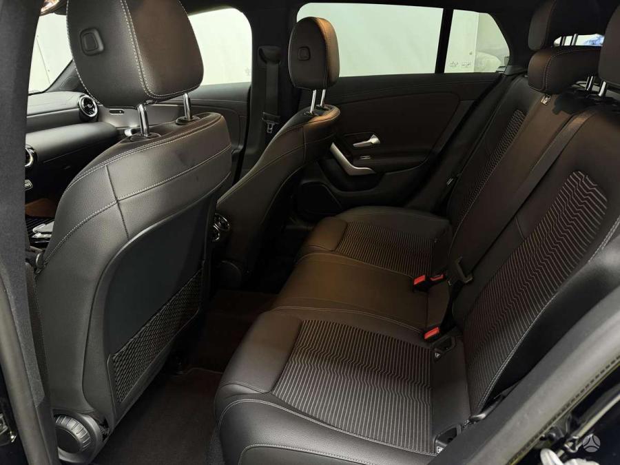 Black Mercedes-Benz CLA 180 2020 in Vilnius, with an engine capacity of 1.33 L and mileage of 57 thousand km for 19700 €, photo 12 on AUTOMOTO.COM.LV