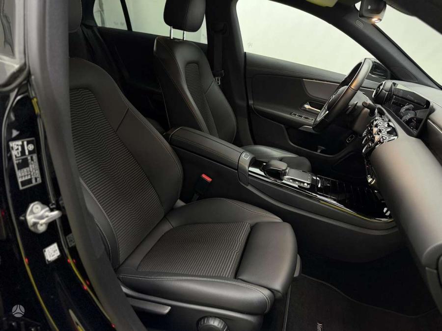 Black Mercedes-Benz CLA 180 2020 in Vilnius, with an engine capacity of 1.33 L and mileage of 57 thousand km for 19700 €, photo 16 on AUTOMOTO.COM.LV