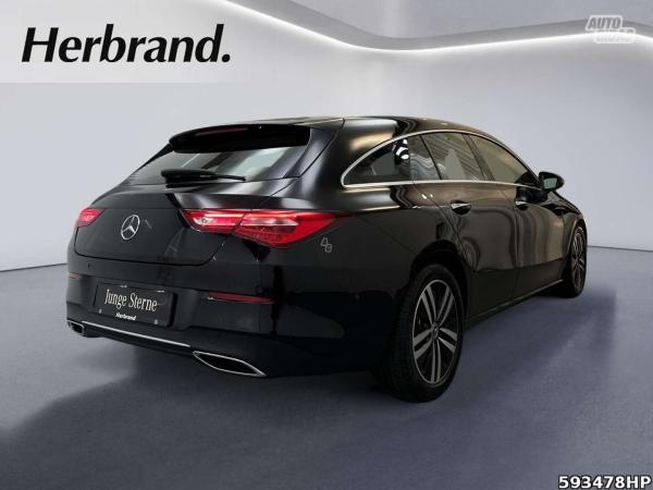 Black Mercedes-Benz CLA 180 2022 in Kaunas, with an engine capacity of 2.00 L and mileage of 38 thousand km for 29019 €, photo 3 on AUTOMOTO.COM.LV