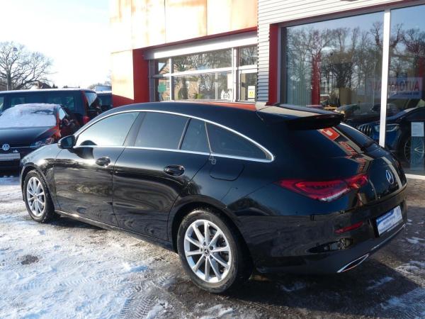 Melns Mercedes-Benz CLA 180 2022 Kauņa, ar dzinēja tilpumu 1.30 L un nobraukumu 47 tūkst. km par 27014 €, foto 3 vietnē AUTOMOTO.COM.LV