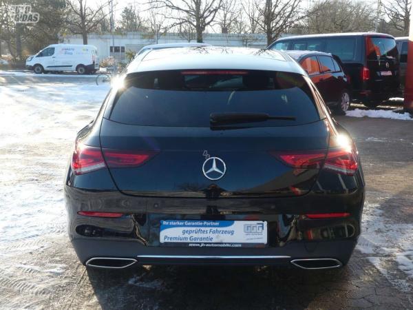 Melns Mercedes-Benz CLA 180 2022 Kauņa, ar dzinēja tilpumu 1.30 L un nobraukumu 47 tūkst. km par 27014 €, foto 4 vietnē AUTOMOTO.COM.LV