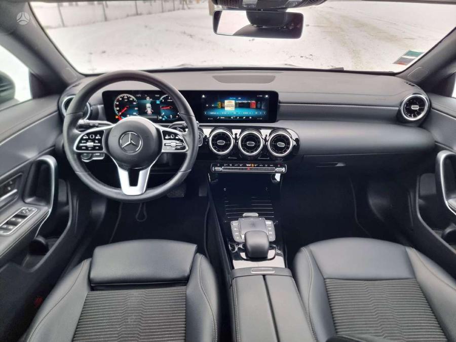 Melns Mercedes-Benz CLA 180 2022 Tauragė, ar dzinēja tilpumu 2.00 L un nobraukumu 290 tūkst. km par 14900 €, foto 16 vietnē AUTOMOTO.COM.LV