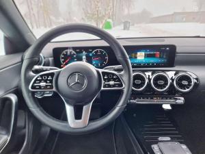 Melns Mercedes-Benz CLA 180 2022 Tauragė, ar dzinēja tilpumu 2.00 L un nobraukumu 290 tūkst. km par 14900 €, foto 17 vietnē AUTOMOTO.COM.LV
