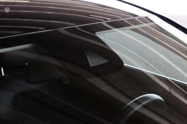 Black Mercedes-Benz CLA 180 2022 in Kaunas, with an engine capacity of 1.95 L and mileage of 101 thousand km for 18400 €, photo 9 on AUTOMOTO.COM.LV