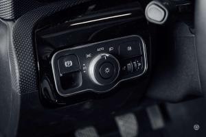 Black Mercedes-Benz CLA 180 2022 in Kaunas, with an engine capacity of 1.95 L and mileage of 101 thousand km for 18400 €, photo 17 on AUTOMOTO.COM.LV