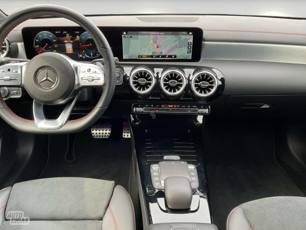 Melns Mercedes-Benz CLA 180 2023 Kauņa, ar dzinēja tilpumu 2.00 L un nobraukumu 20 tūkst. km par 32587 €, foto 9 vietnē AUTOMOTO.COM.LV
