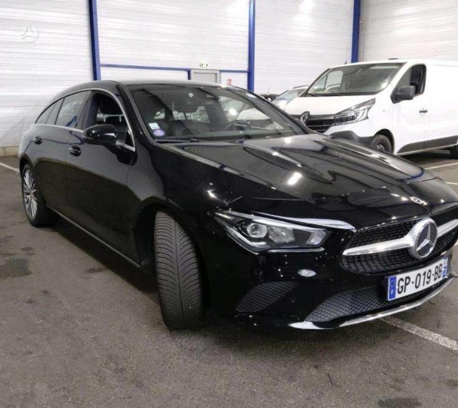 Black Mercedes-Benz CLA 180 2023 in Vilnius, with an engine capacity of 1.33 L and mileage of 215 thousand km for 18754 €, photo 3 on AUTOMOTO.COM.LV