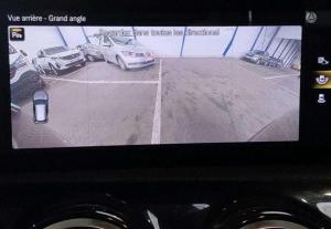Black Mercedes-Benz CLA 180 2023 in Vilnius, with an engine capacity of 1.33 L and mileage of 215 thousand km for 18754 €, photo 7 on AUTOMOTO.COM.LV