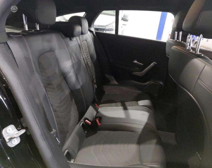 Black Mercedes-Benz CLA 180 2023 in Vilnius, with an engine capacity of 1.33 L and mileage of 215 thousand km for 18754 €, photo 11 on AUTOMOTO.COM.LV